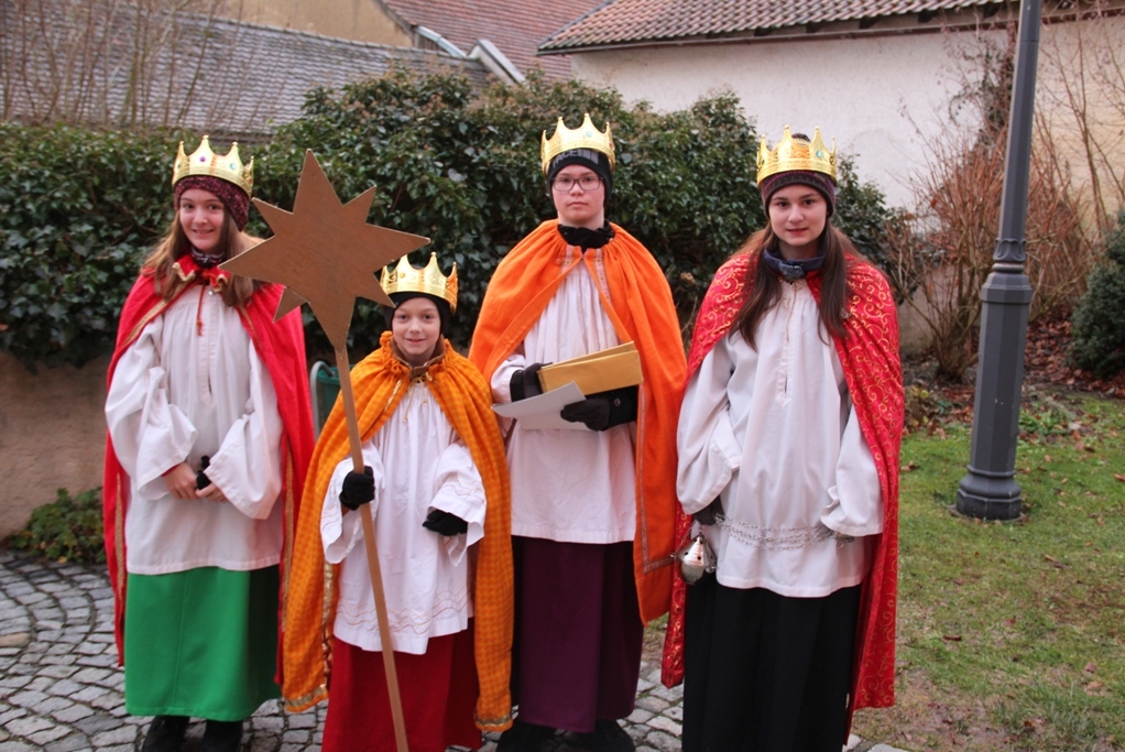 Sternsinger waren fleißig unterwegs | Pfarrgemeinde Atting-Rain